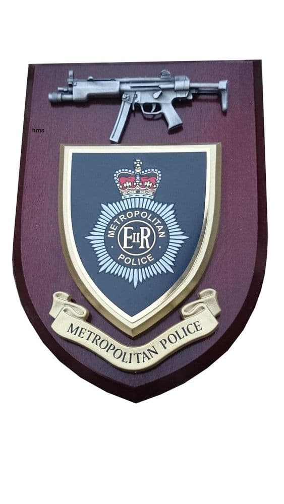 Metropolitan Police Service with Pewter MP5 Wall Plaque