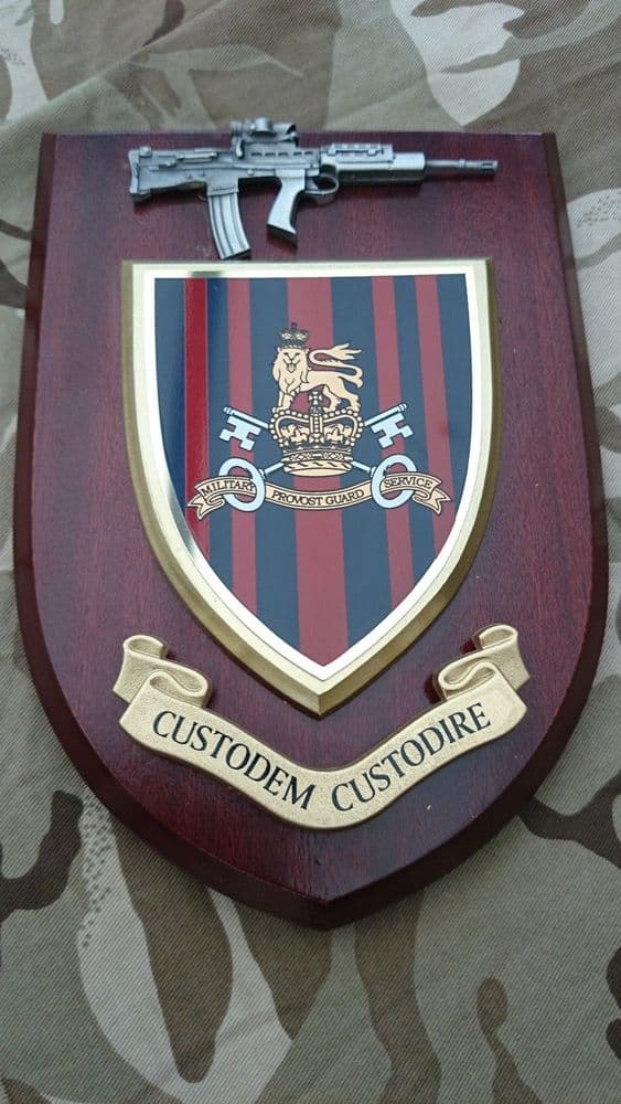 Military Provost Guard Service Wall Plaque Pewter SA80