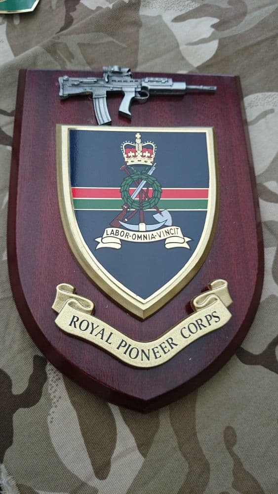 Royal Pioneer Corps Wall Plaque Pewter SA80