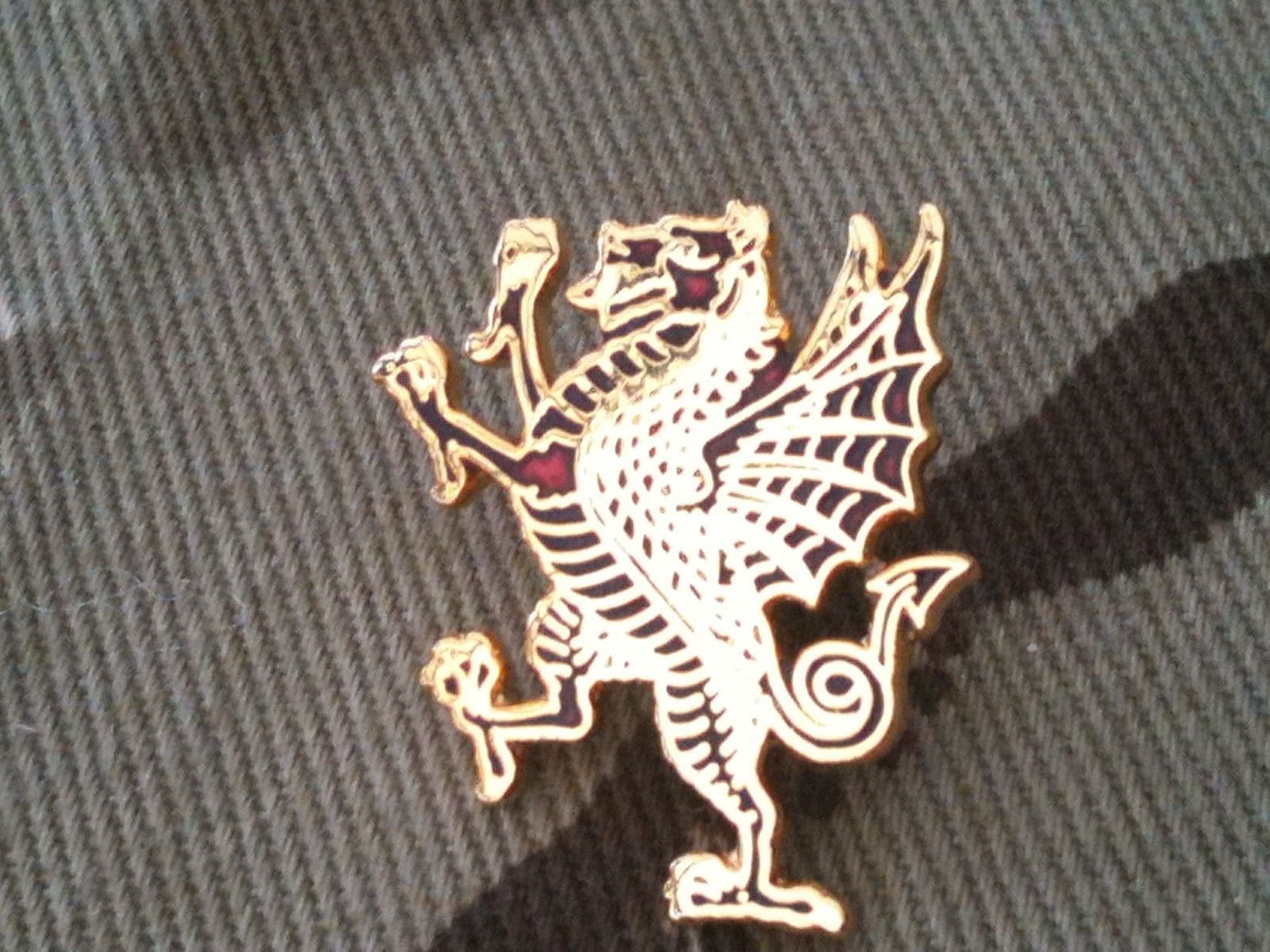 Royal Welsh Fusiliers Rampant Dragon Gift Set Cufflinks Tie Clip Lapel ...