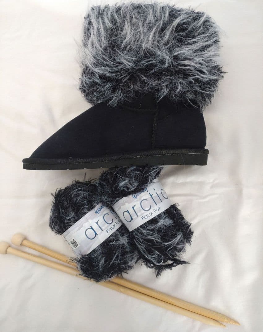 Faux fur boot topper knitting kit