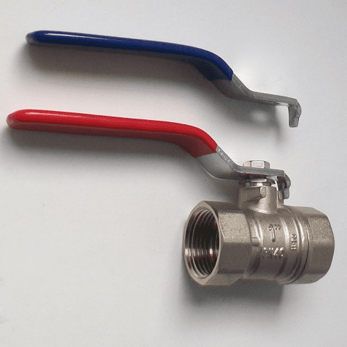 1 inch Female Iron Lever Valve for Water Supply - 07000820 - Plumbers ...