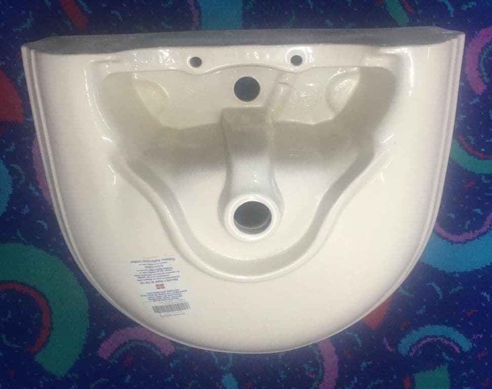 Doulton Lambeth Large Pedestal Basin 1 Tap Hole Soft Cream - Plumbers ...
