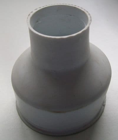 Flush Cone for Toilet Pans - Old Style - 08000190 - Plumbers Mate Ltd