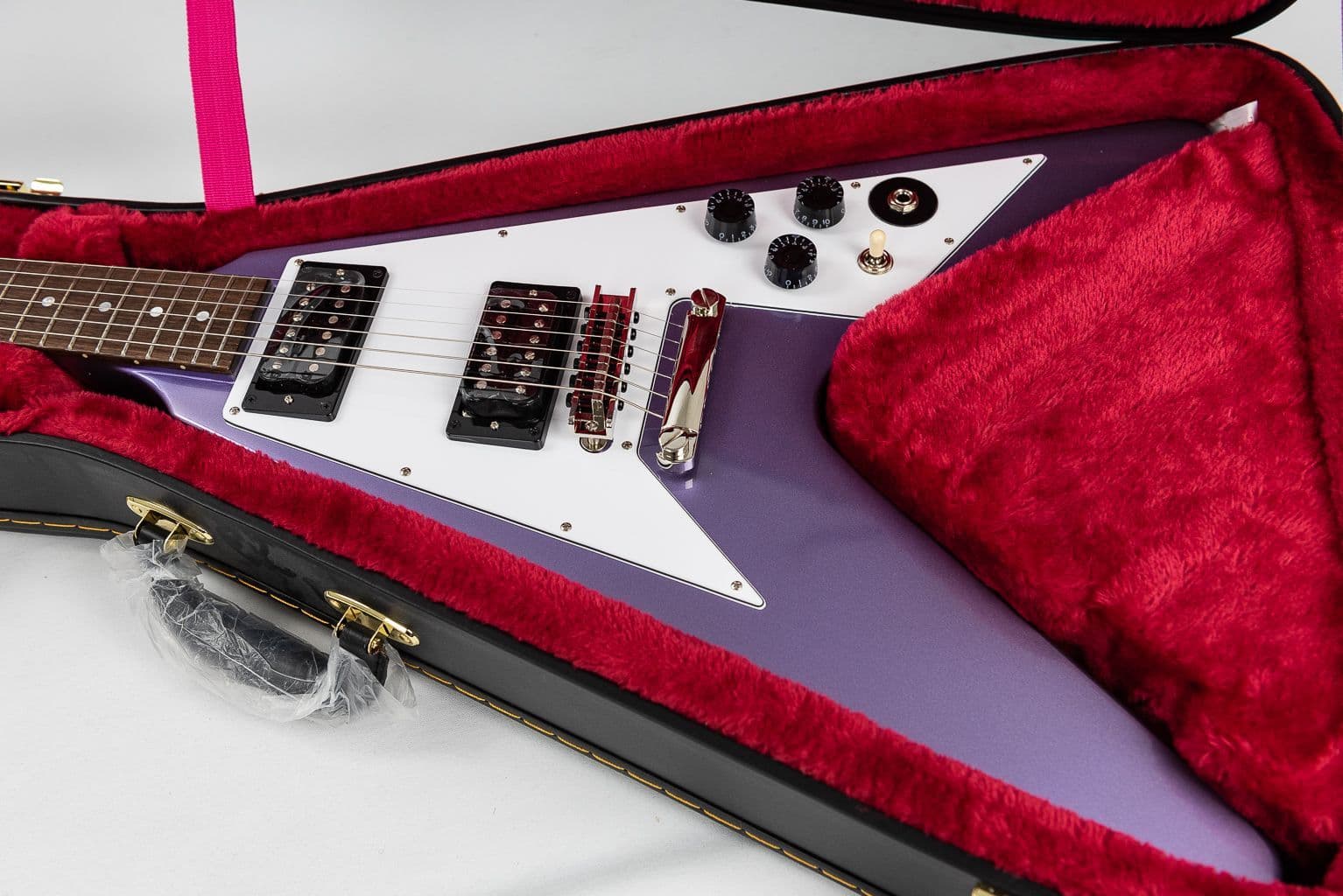 Epiphone Kirk Hammett 1979 Flying V Purple Metallic Inc Case