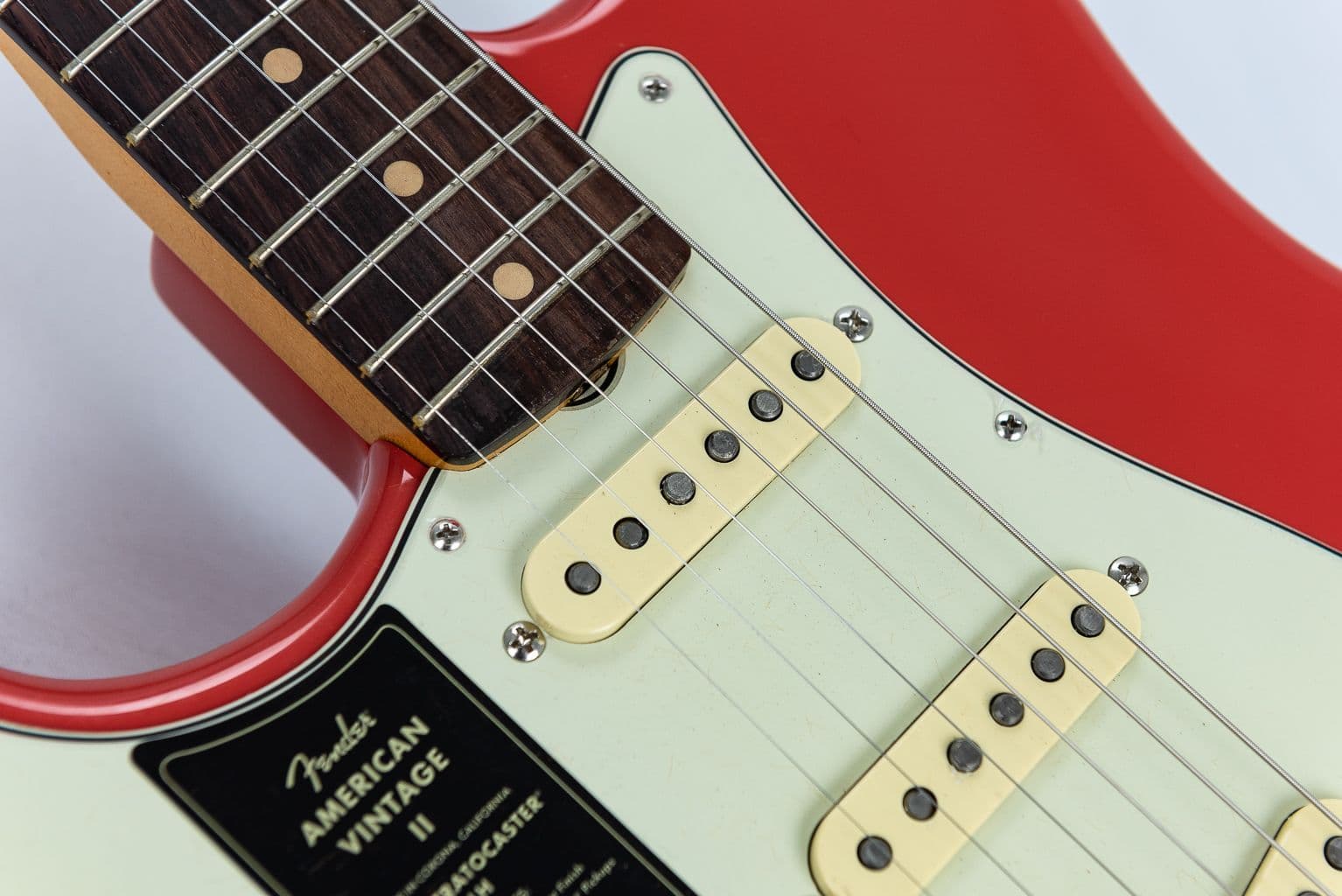 Fender American Vintage II 1961 Stratocaster Left-Hand Fiesta Red