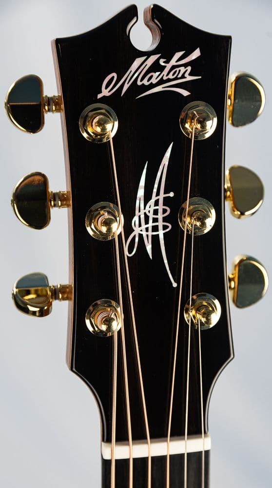 Maton EM100C 808 Messiah with Case