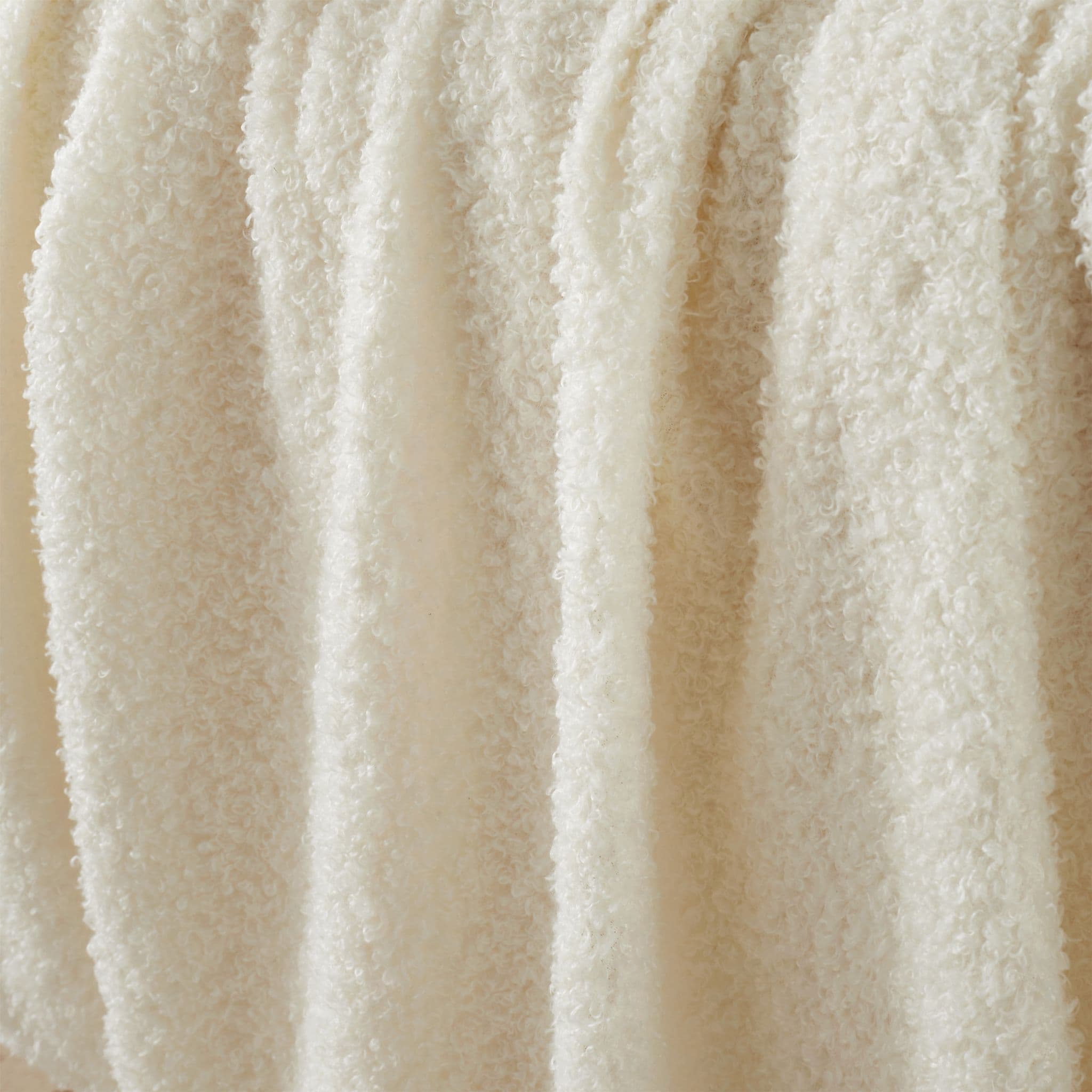 Catherine Lansfield Cosy Boucle Cream Throw