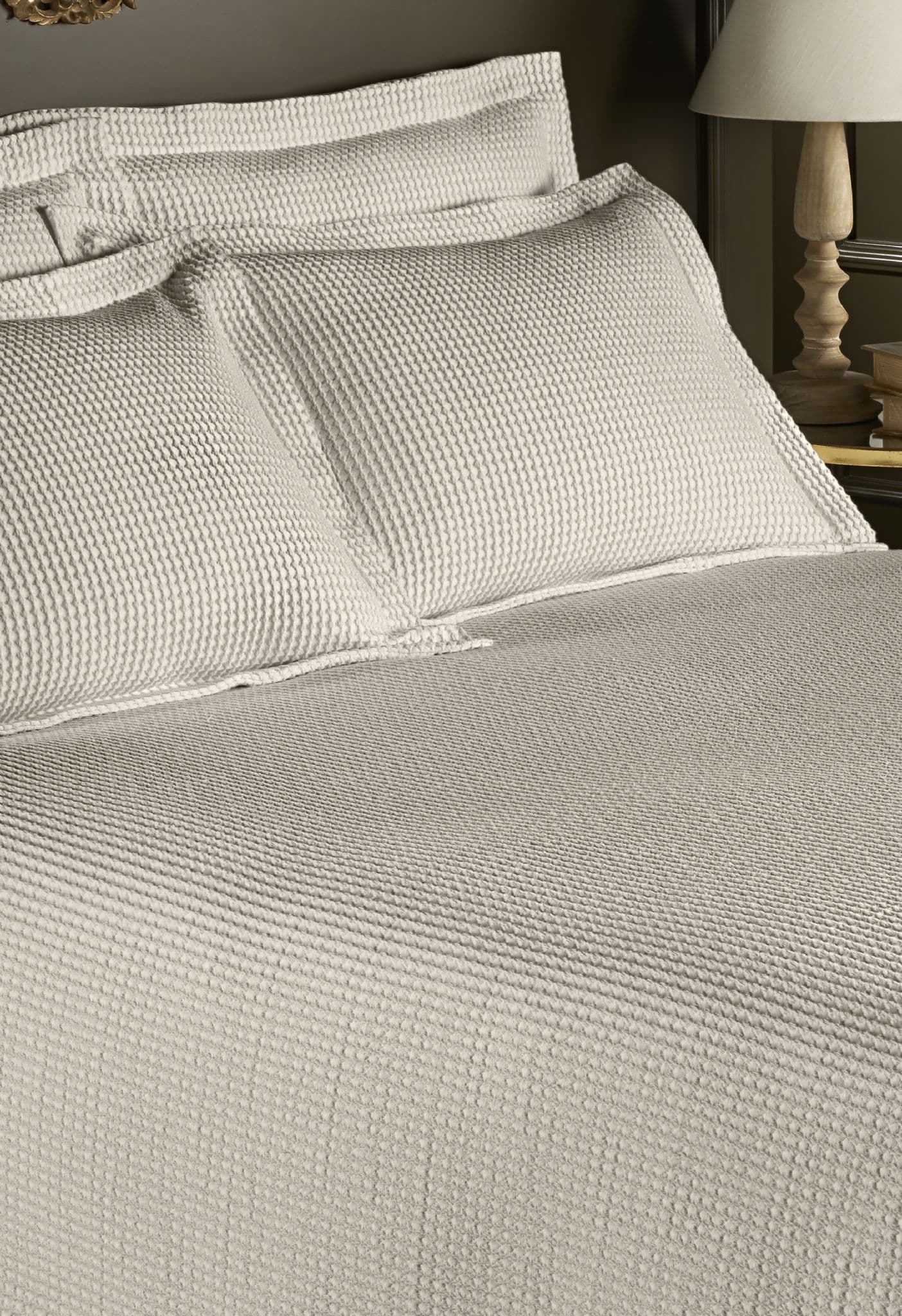 Design Port Waffle Cream Bedspread