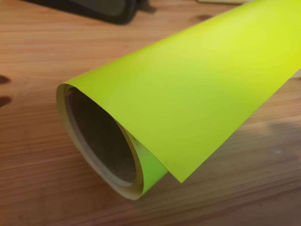 FLUORESCENT VINYL ROLL - in 1 meter lengths