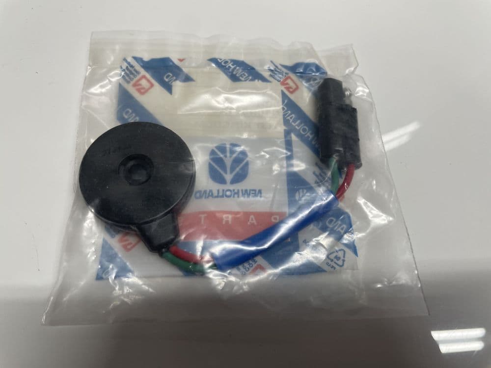 ALTERNATOR SENSOR FITS FORD 10 SERIES 83903292