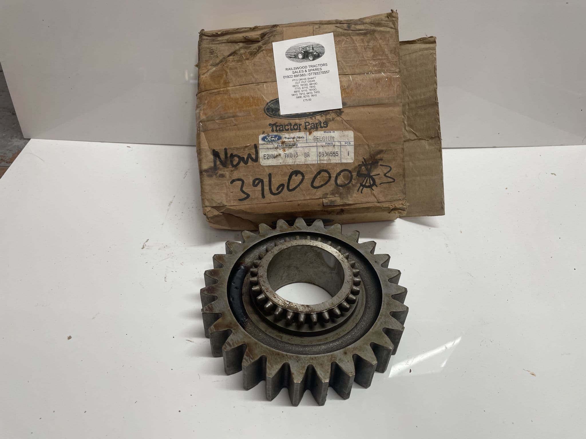 PTO DRIVE SHAFT OUT PUT GEAR E2NN 7K013BA