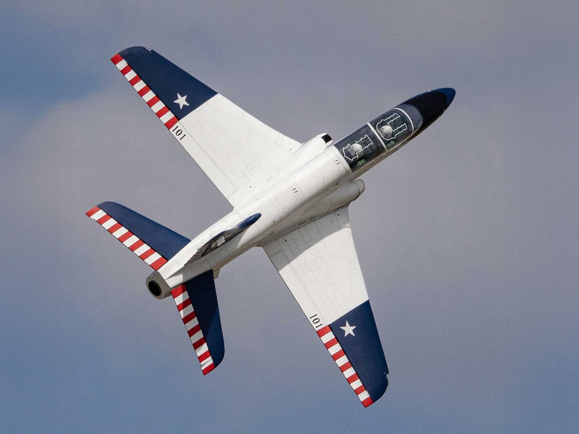 Hanger 9 Hawk T-45 140-160N ARF with Retract Set A-HAN13750CR