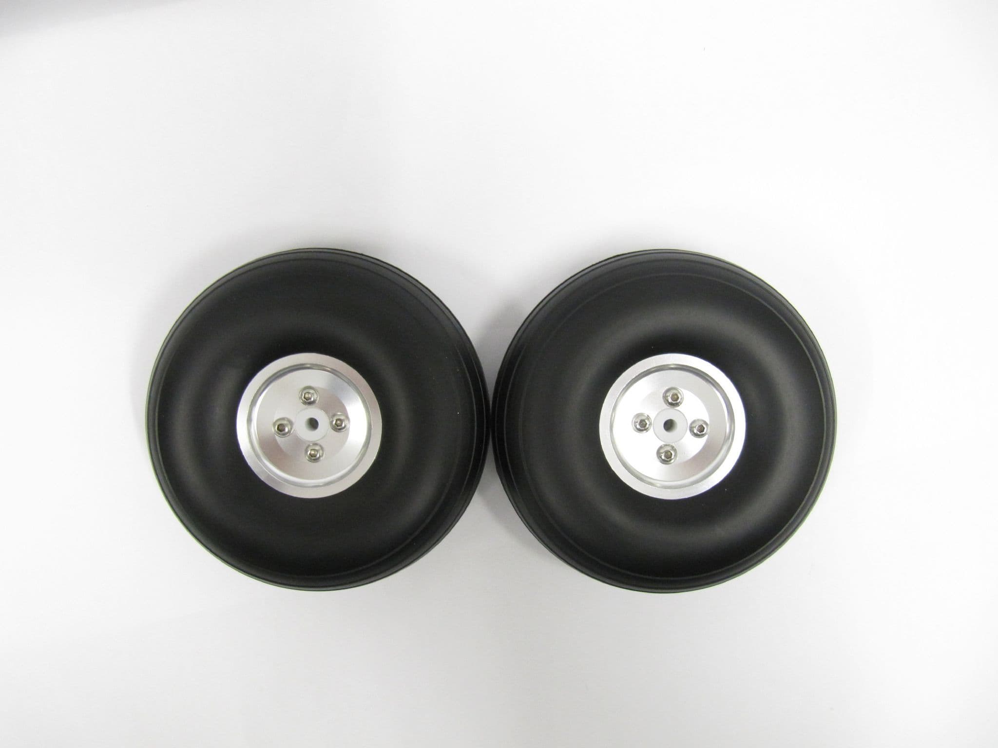 Scale Alloy Hub Rubber Wheel 6" / 150 mm 2pc