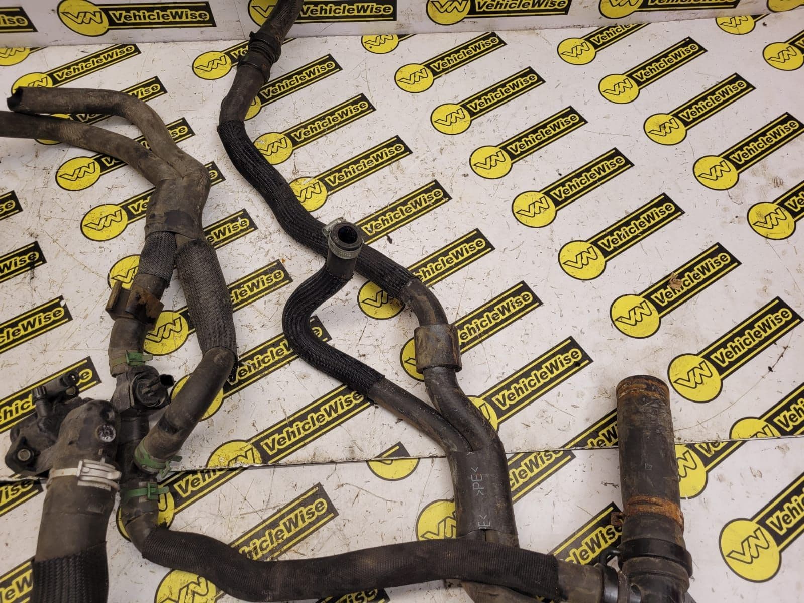 2007-2015 RENAULT LAGUNA MK3 2.0 DIESEL WATER COOLING PIPES W/ THERMO ...