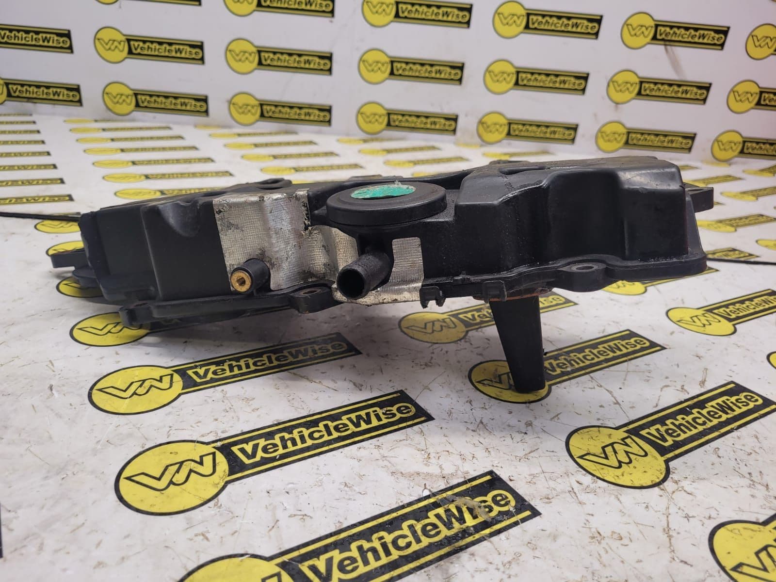 2010-2020 RENAULT MASTER MK3 2.3 DCI OIL SEPERATOR INLET MANIFOLD - 118305765R