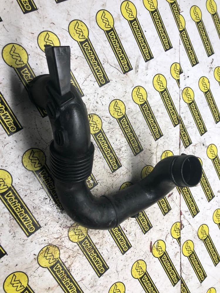 2010-2020 RENAULT MASTER MK3 2.3 DIESEL - AIR INTAKE PIPE - 165554107R
