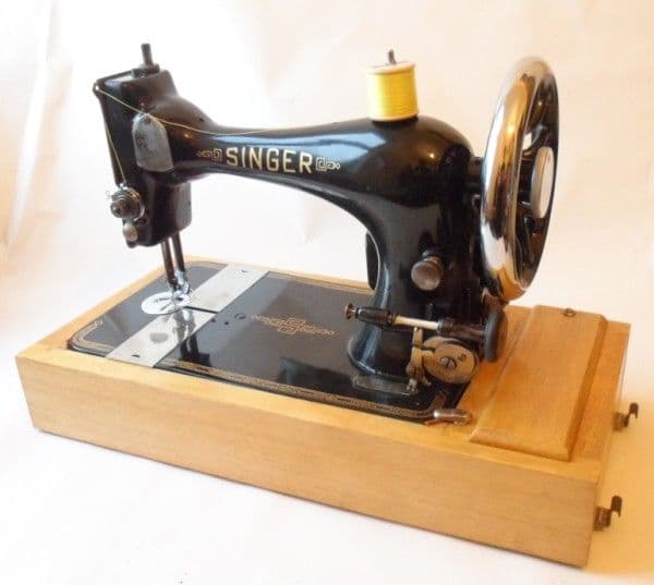 Vintage Antique Sewing Art Nouveau Singer Machine Vs3 Serial Number ...