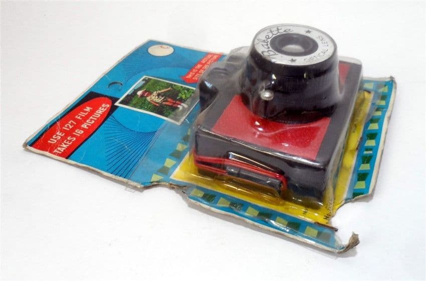 Vintage Camera Red Babette Optical Lens No 6506 Made in Hong Kong 127 ...