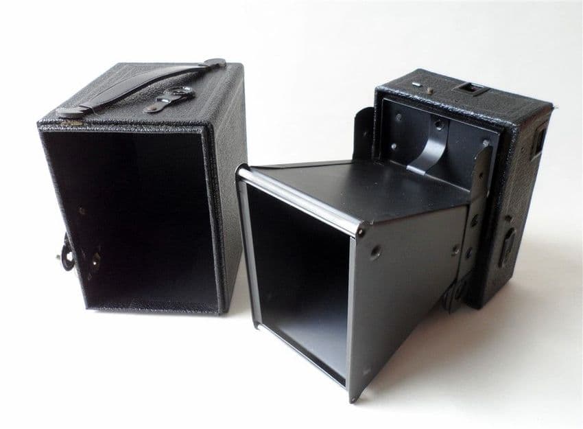 Vintage Coronet Portrait 120 Roll Film Box Camera in Original Case ...