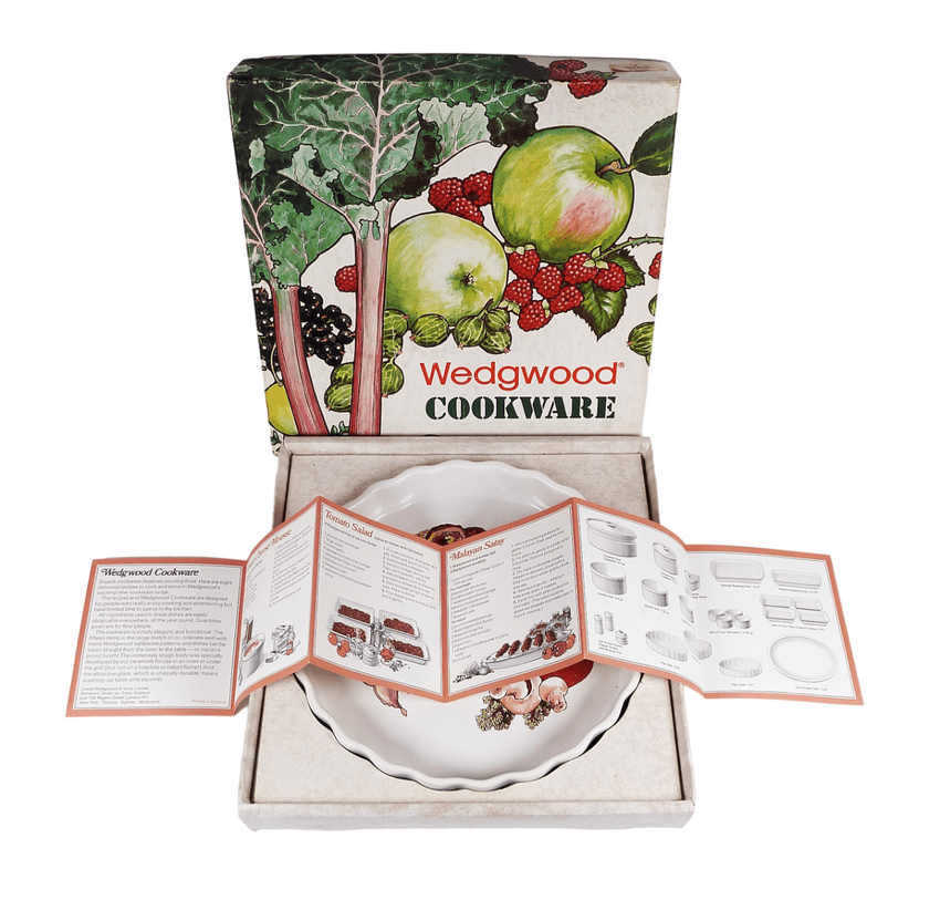 Vintage Kitchen Boxed Wedgwood Cookware Gourmet Pattern Quiche Flan ...