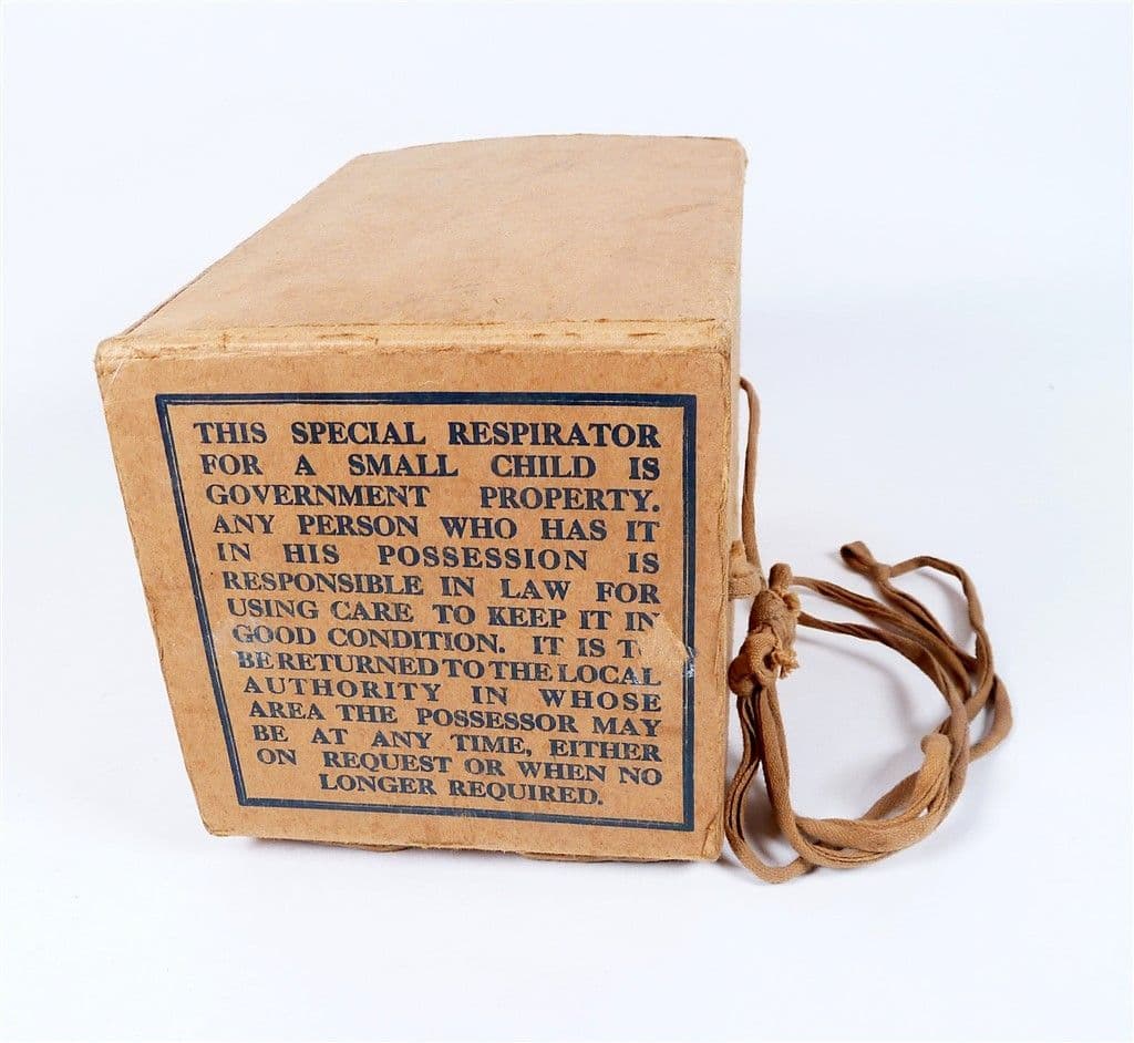 Ww2 Gas Mask And Box