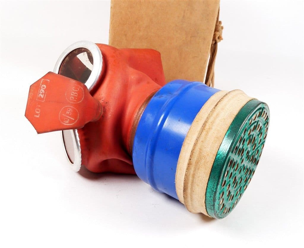 Vintage Military Boxed 1938 WW2 British Civilian Small Childs Gas Mask ...