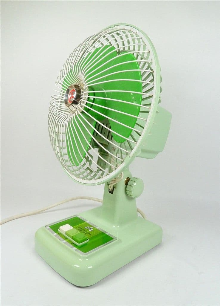 Vintage Mitsubishi D8-PM 20cm Electric Oscillating Table Desk Fan in ...