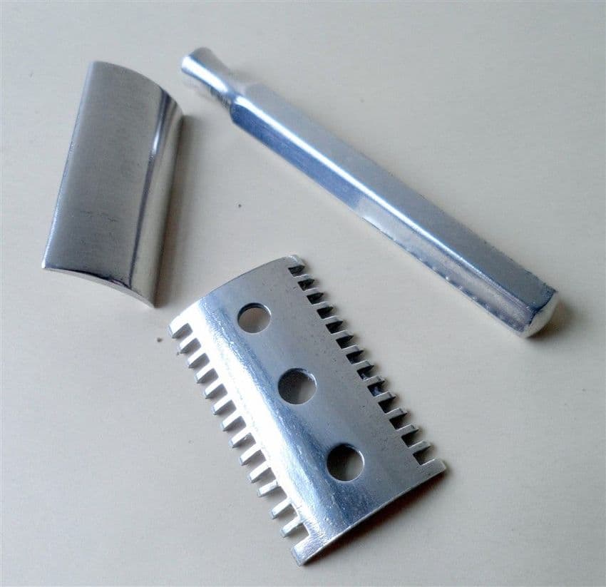 Vintage Shaving W J Myatt 3 Piece Chrome Open Comb Military Safety ...