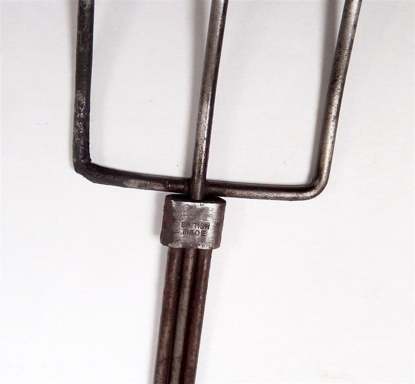 Vintage Telescopic Extending Wirework Fire Toasting Toast Fork Circa ...