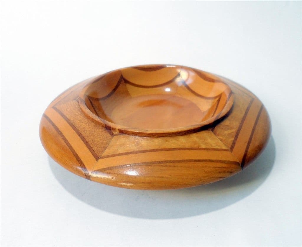 Vintage Wooden Bowl New Zealand Timber Sovereign Woodworkers Ltd Circa ...