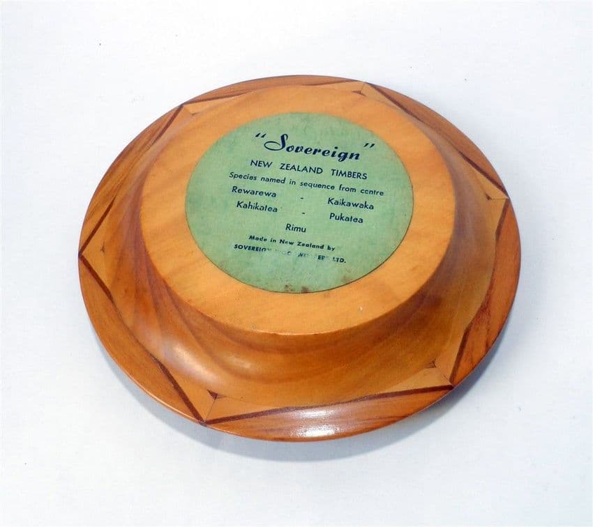 Vintage Wooden Bowl New Zealand Timber Sovereign Woodworkers Ltd Circa ...