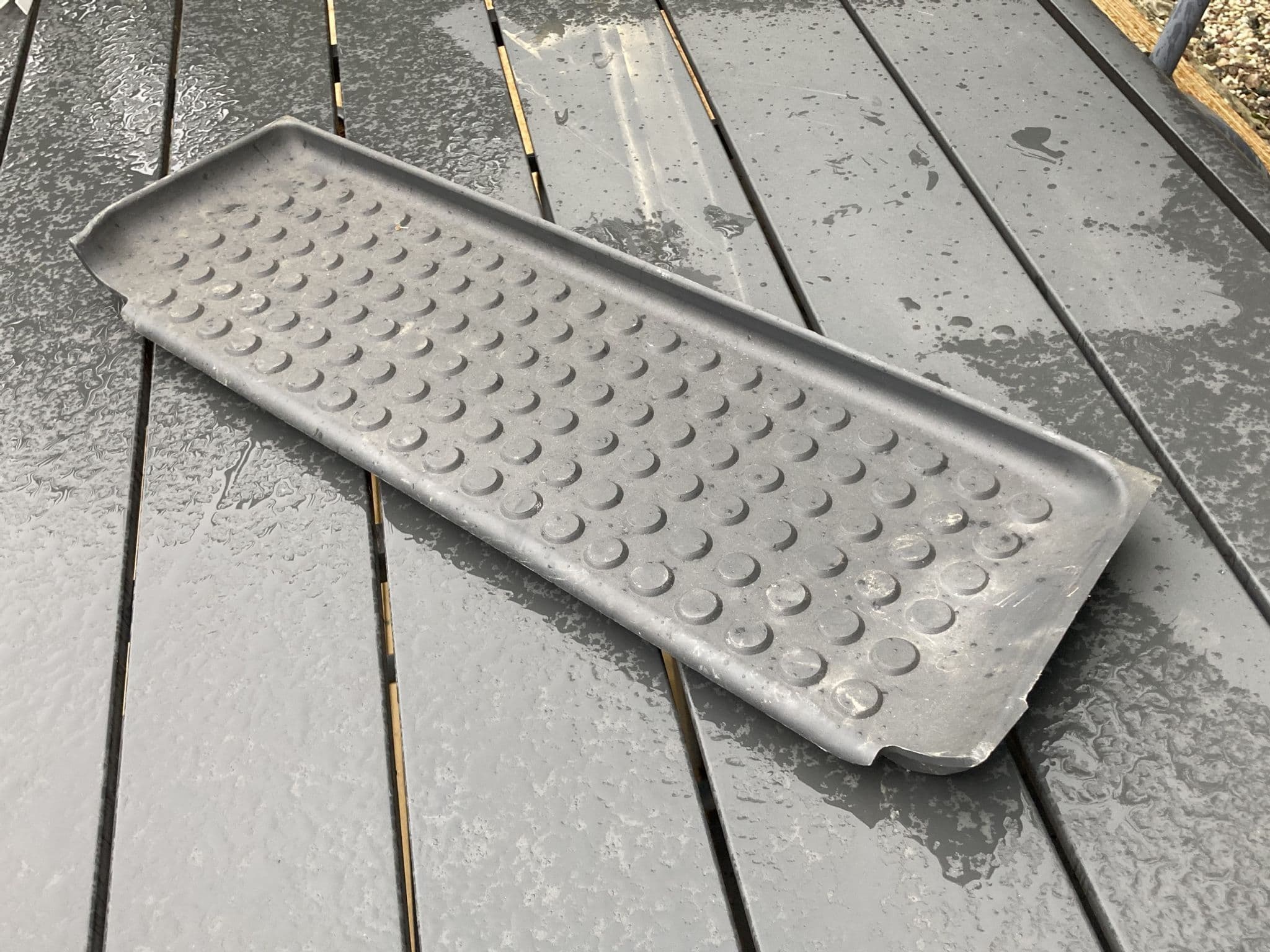 Ford Transit MK3/4/5 New Genuine Ford side step trim