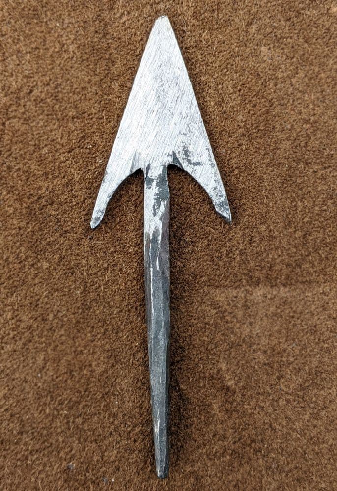 HECTOR COLE Roman Tanged Barbed Head