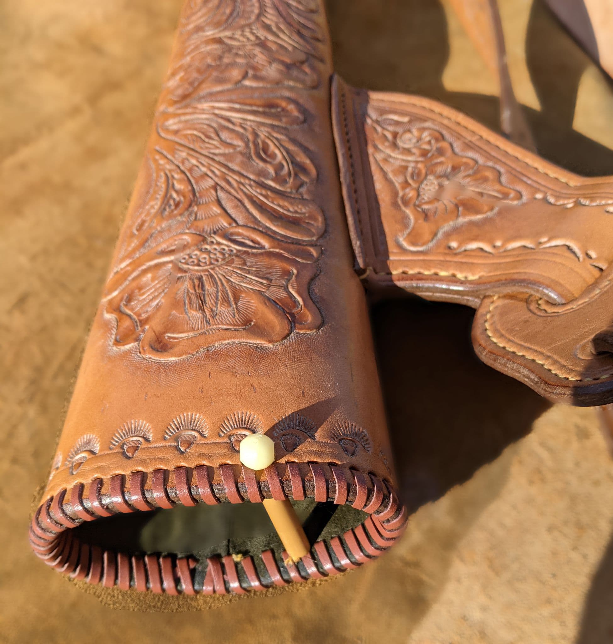 DECORATED HIP QUIVER SHOULDER TYPE C2