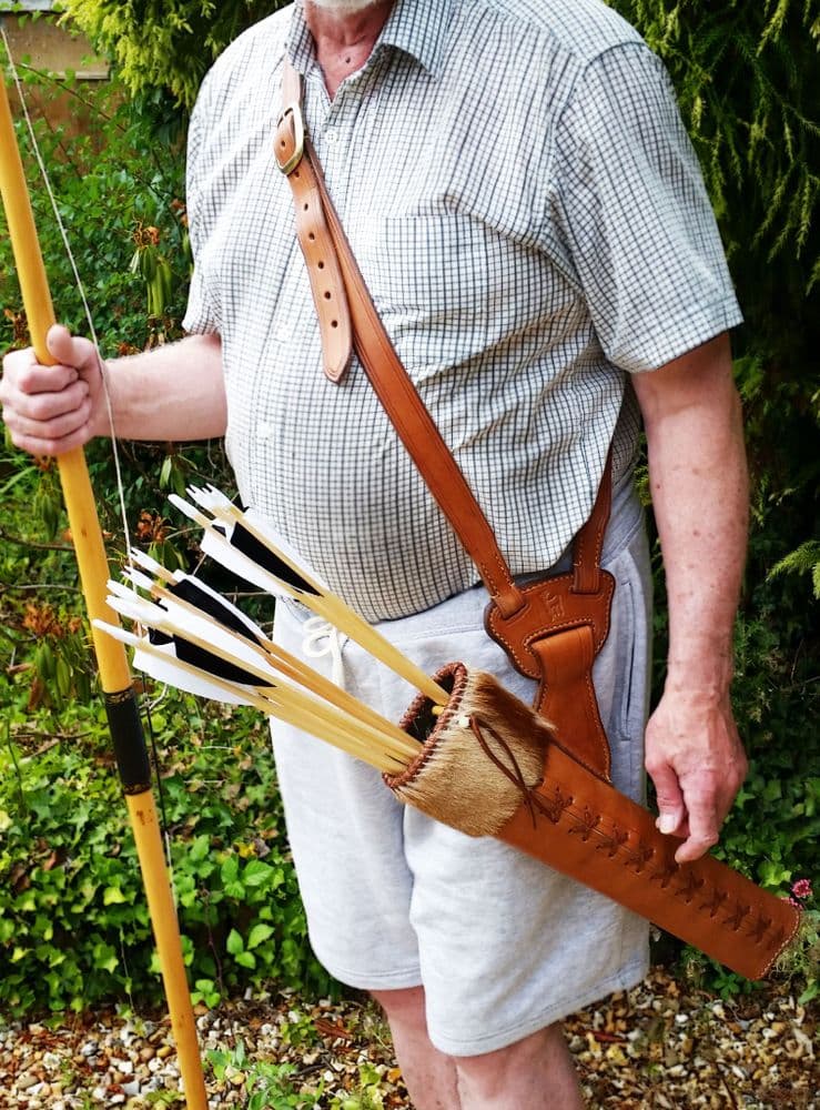 HIP QUIVER SHOULDER STRAP TYPE left hand