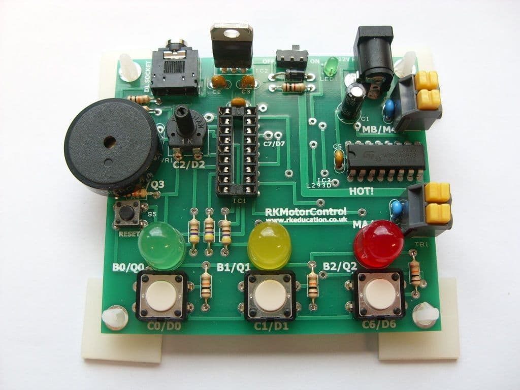 RKPMotorControl Project PCB with L293D for 18 pin PIC PICAXE and Genie ...