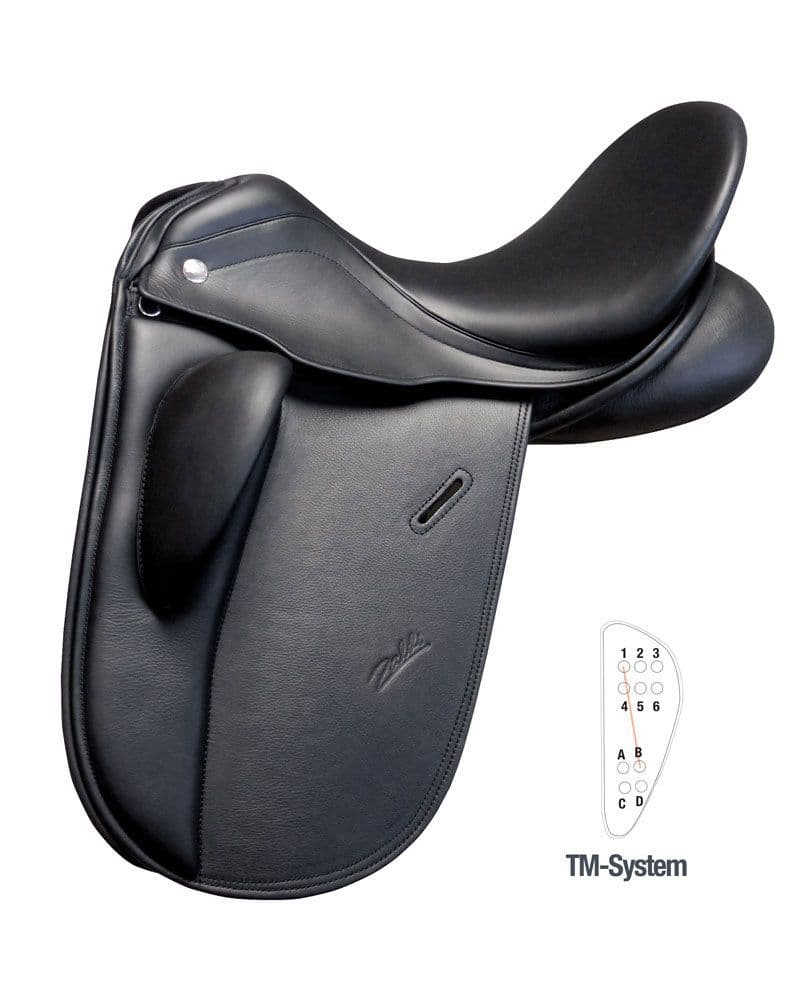 Drim dressage saddle by Zaldi