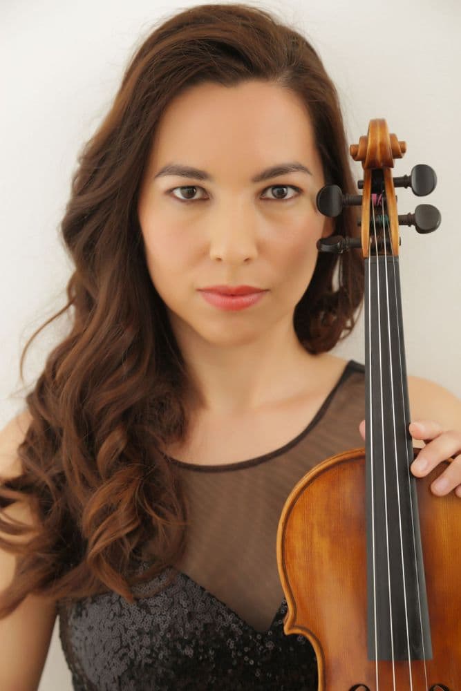 Judith Choi Castro playing her Hansell Joseph Filius Andrea Guarneri violin