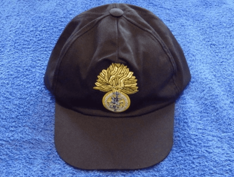 ROYAL REGIMENT OF FUSILIERS RRF BASEBALL CAP WITH A BULLION WIRE CAP BADGE