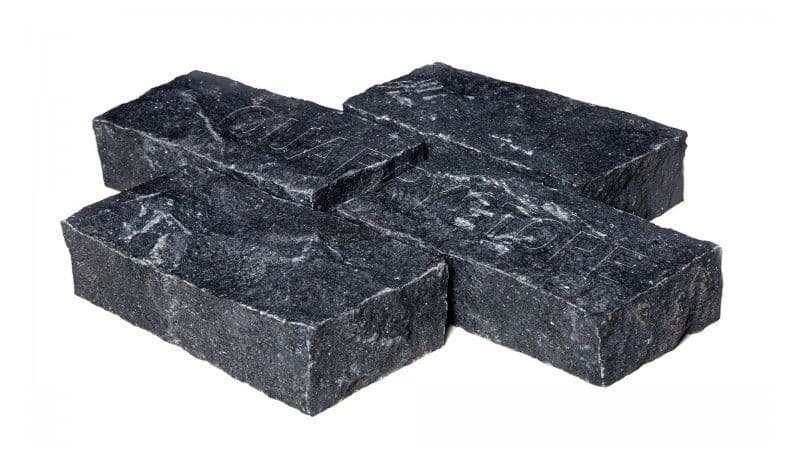 SAWN BLACK GRANITE SETTS 200 x 100 x 40MM