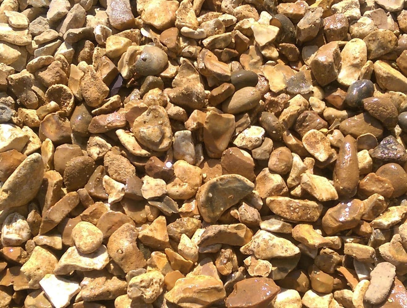 STONES SOLENT GOLDEN SHINGLE STONES 6-10MM BAG 25kg