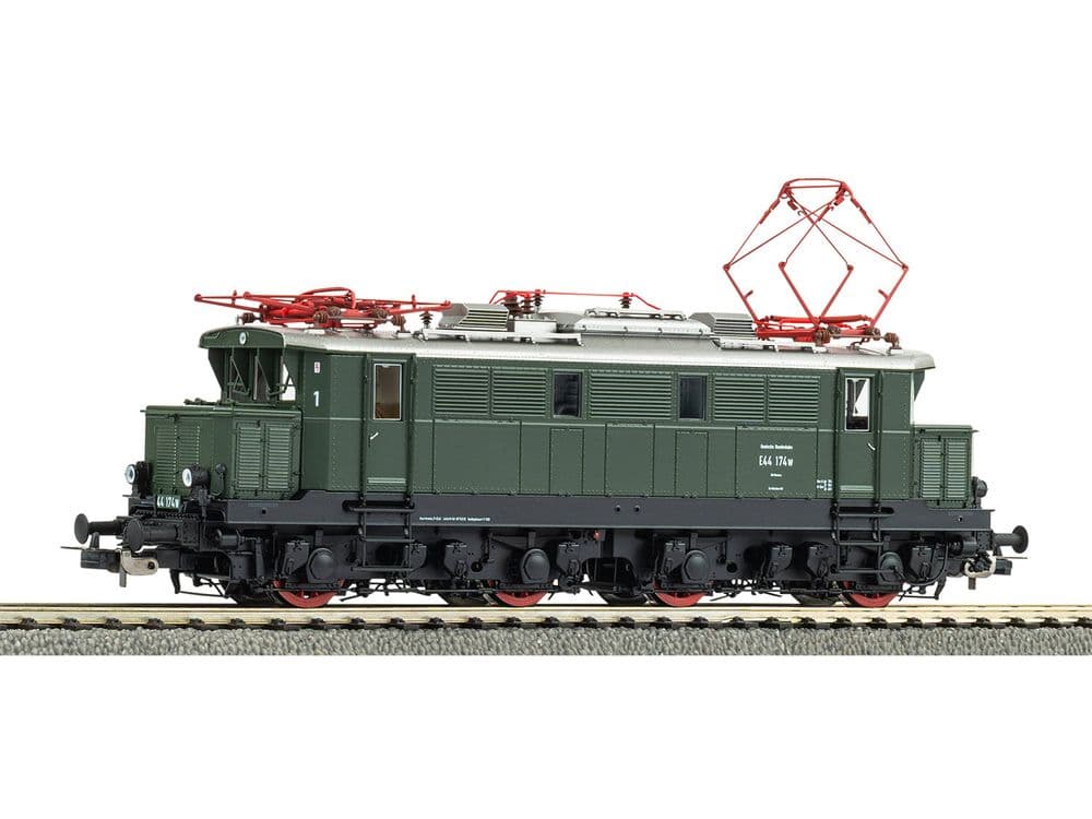 Piko PK51190 HO Scale Expert DB E44 W Electric Locomotive III
