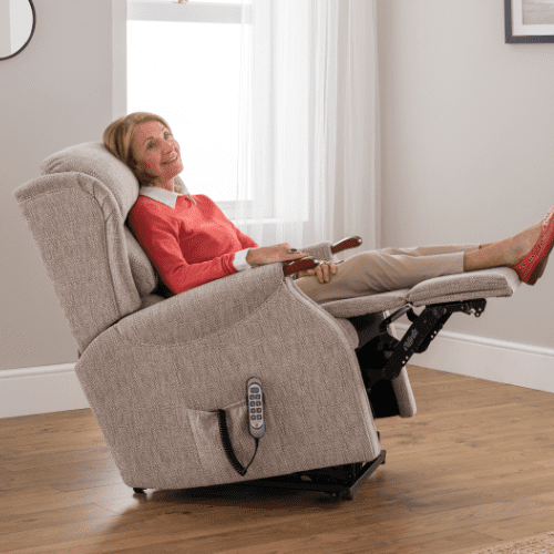 Celebrity Canterbury rise/recline chair
