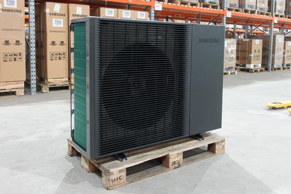 Samsung 12kW Integrated Hydro Heat Pump - CLEARANCE