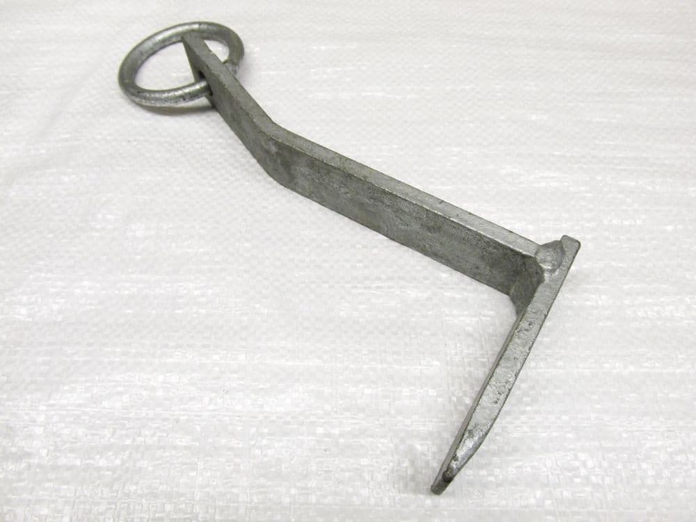 Galvanised Angled Ringed Mountain Anchor - Rock Climbing Piton Ring Wedge