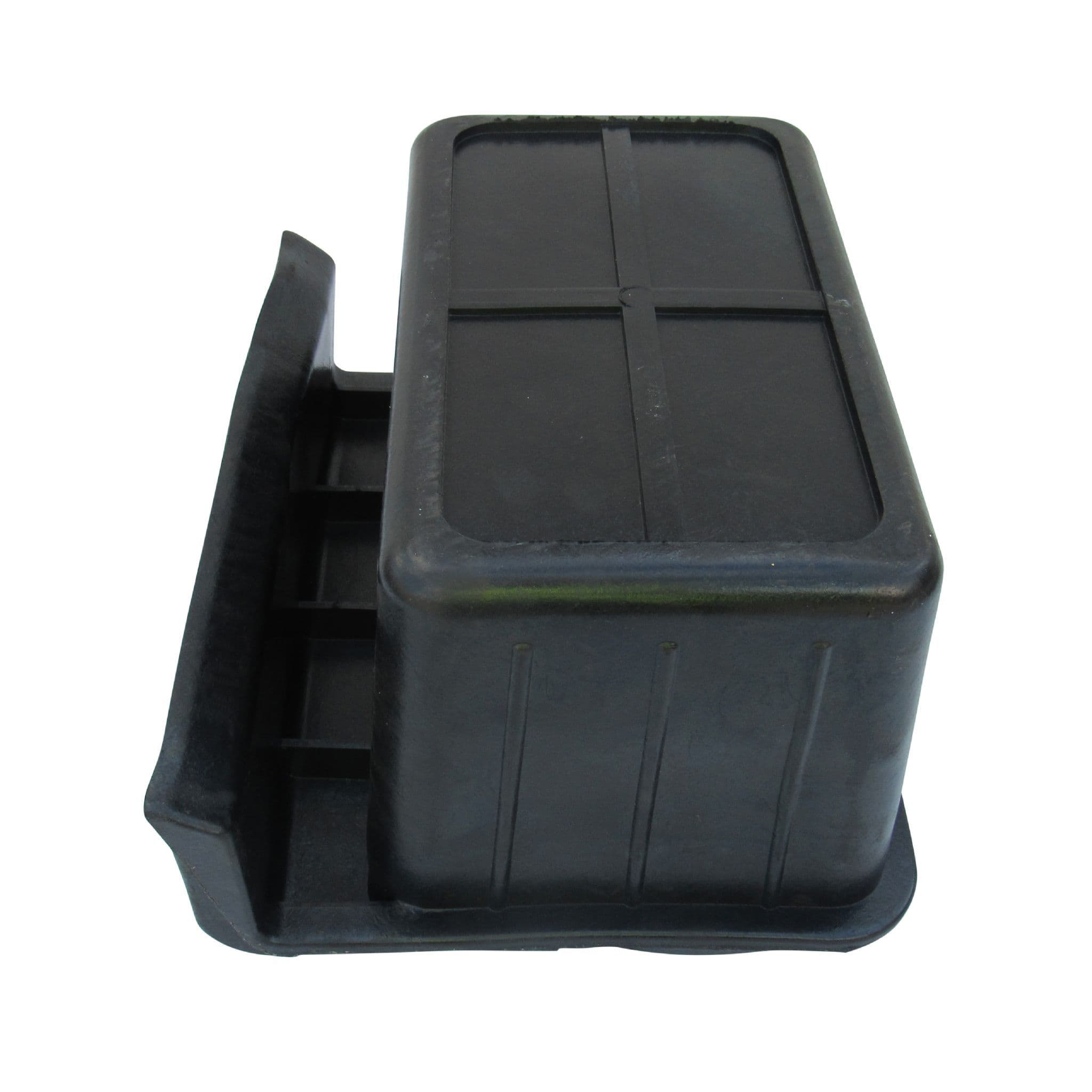 16L Hanging Rubber Horse Manger | Securefix Direct