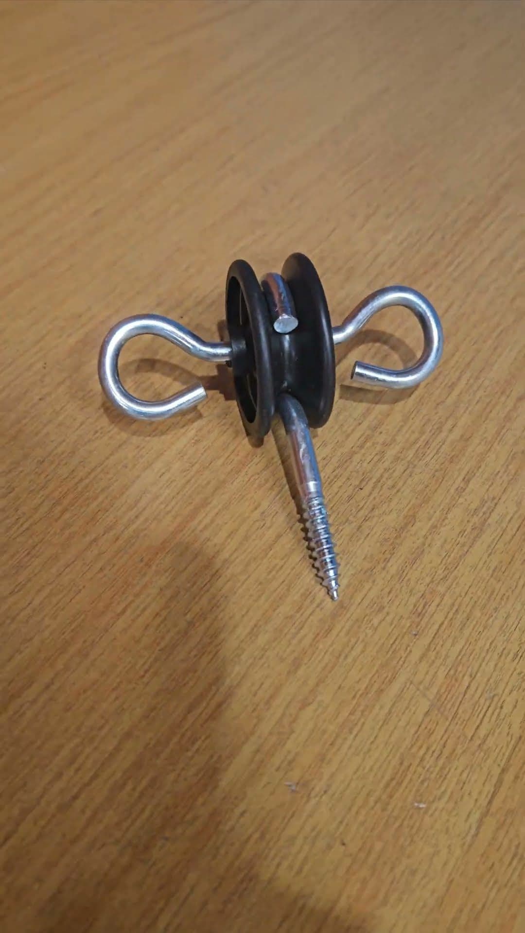 Screw In Gate Handle Insulators X20 | SecureFix Direct