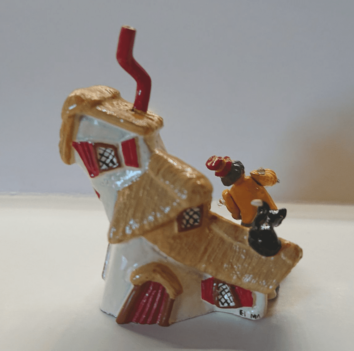 Minnie Maria Crooked Man Thimble Ivory