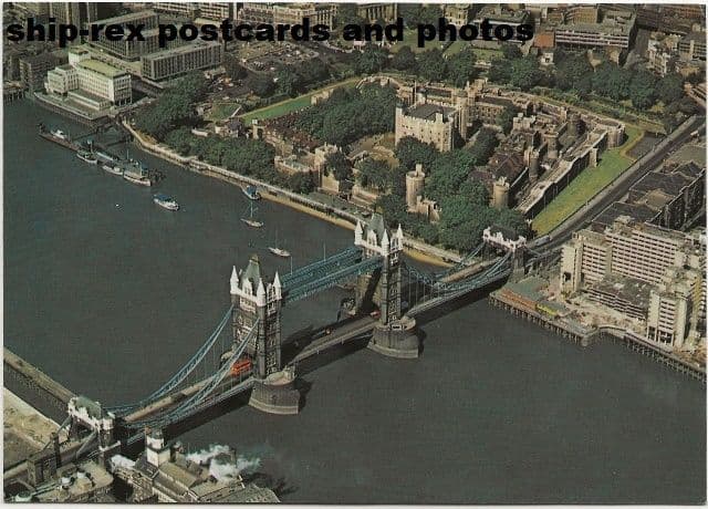 Tower Bridge & Tower of London postcard